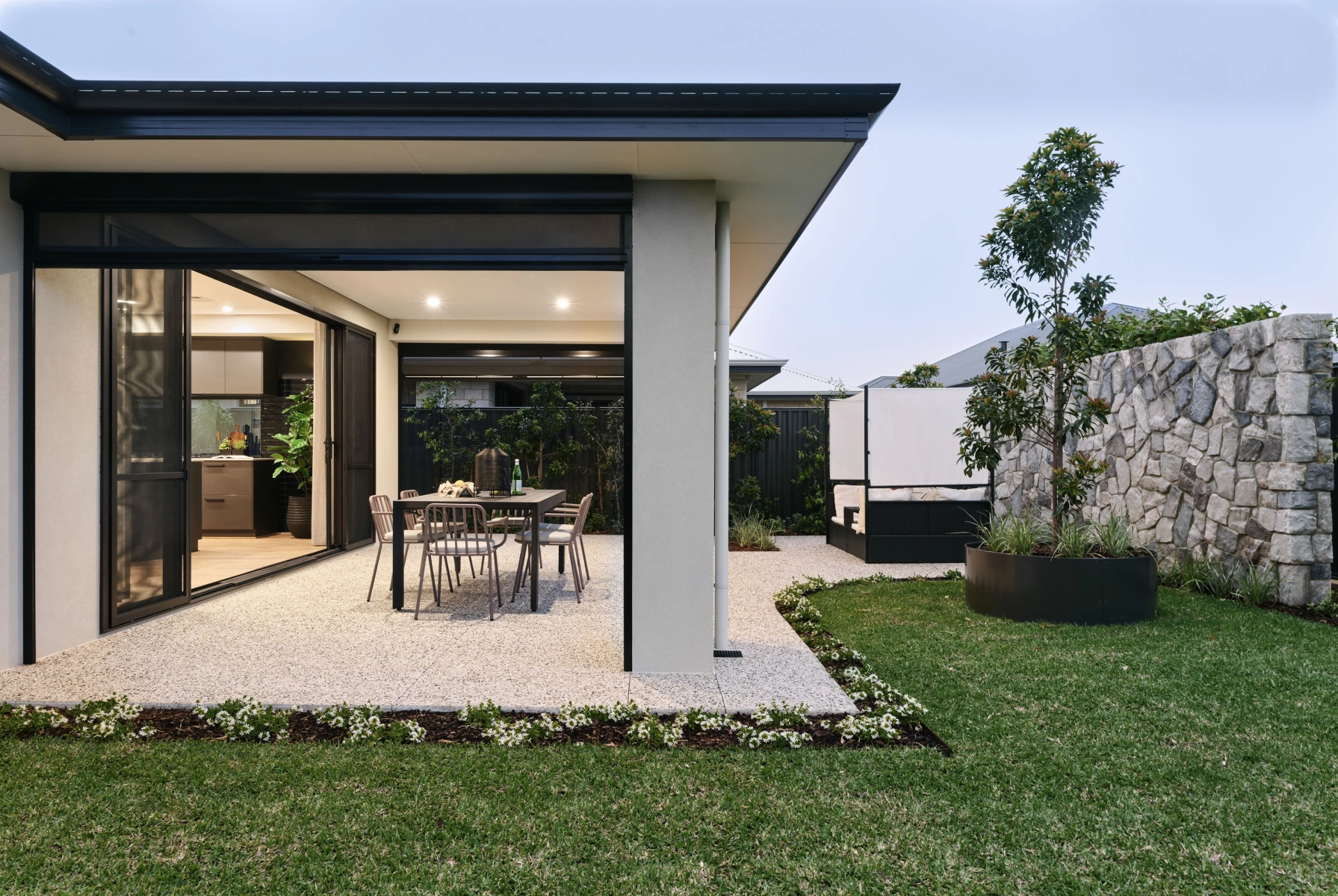 Ziptrak® Blinds Perth | Affordable Outdoor Blinds